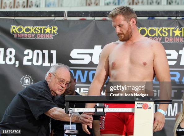 Josh Barnett weighs in at the Strikeforce: Overeem vs. Werdum... News ... Josh Barnett weighs in at the Strikeforce: Overeem vs. Werdum... News ...