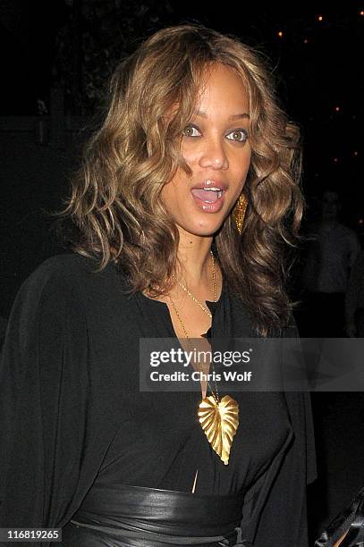 984 Tyra Banks Sighting Photos And High Res Pictures Getty Images
