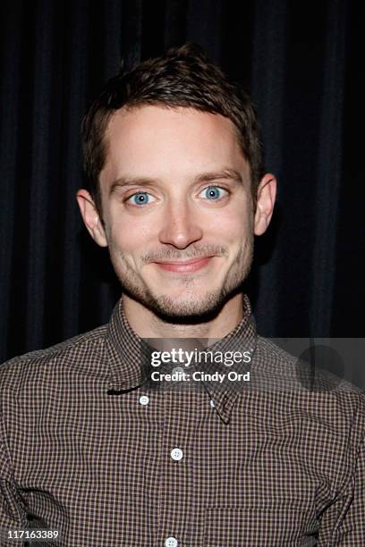 22 Apple Store Soho Presents Meet The Actor Elijah Wood Photos And High