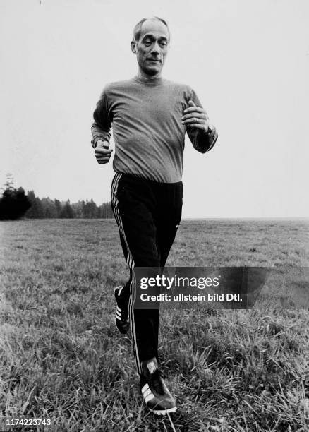 67 Dubach Stock Photos, High-Res Pictures, and Images - Getty Images 67 Dubach Stock Photos, High-Res Pictures, and Images - Getty Images