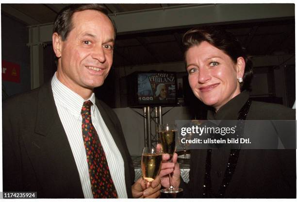 Dubach Photos and Premium High Res Pictures - Getty Images Dubach Photos and Premium High Res Pictures - Getty Images