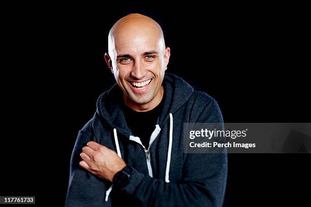Bald Head Black Background Fotografías E Imágenes De Stock Getty Images