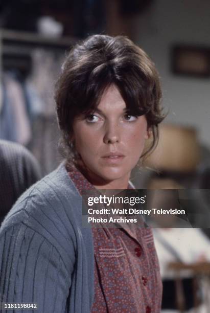 Tyne Daly Photos Photos And Premium High Res Pictures Getty Images