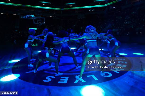 Minnesota Timberwolves Cheerleaders Photos And Premium High Res