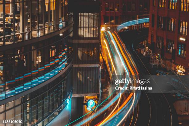 Looping The Loop Stockfoto's en -beelden - Getty Images Looping The Loop Stockfoto's en -beelden - Getty Images