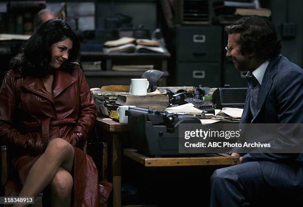 12 Steve Landesberg Diana Canova Photos And High Res Pictures Getty Images