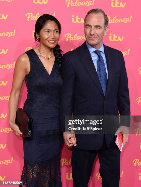 Robson Green Photos And Premium High Res Pictures Getty Images