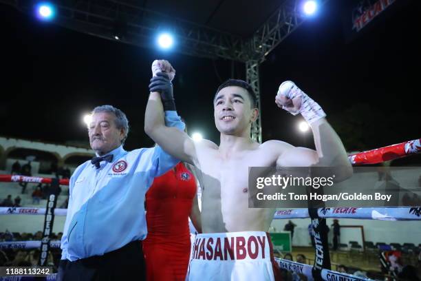 Hasanboy Dusmatov Photos and Premium High Res Pictures - Getty Images Hasanboy Dusmatov Photos and Premium High Res Pictures - Getty Images