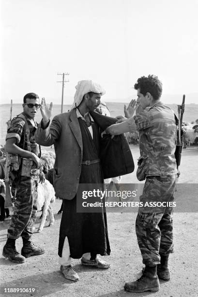 Guerre Des 6 Jours Photos Photos and Premium High Res Pictures - Getty ... Guerre Des 6 Jours Photos Photos and Premium High Res Pictures - Getty ...