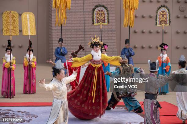 32 Feng Duan Stock Photos, High-Res Pictures, and Images - Getty Images 32 Feng Duan Stock Photos, High-Res Pictures, and Images - Getty Images