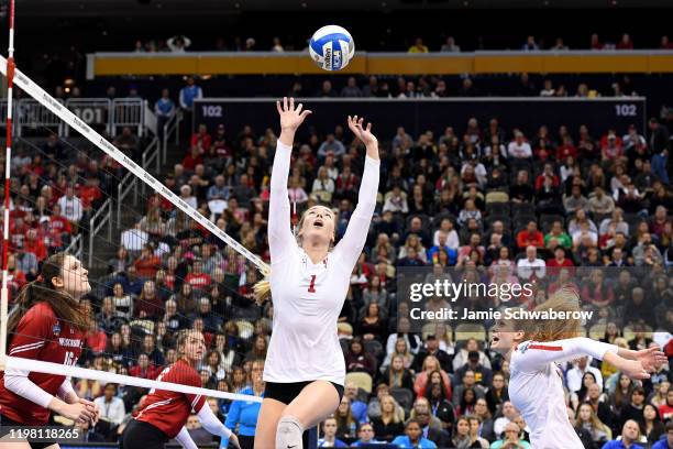 Stanford Volleyball Photos And Premium High Res Pictures Getty Images