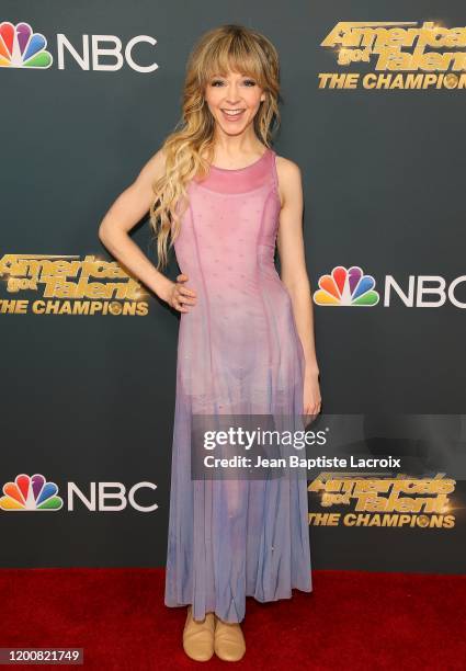 Lindsey Stirling Americas Got Talent Photos And Premium High Res Pictures Getty Images