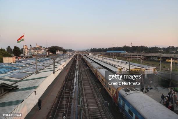 Jammu Tawi Railway Station Photos and Premium High Res Pictures - Getty ... Jammu Tawi Railway Station Photos and Premium High Res Pictures - Getty ...