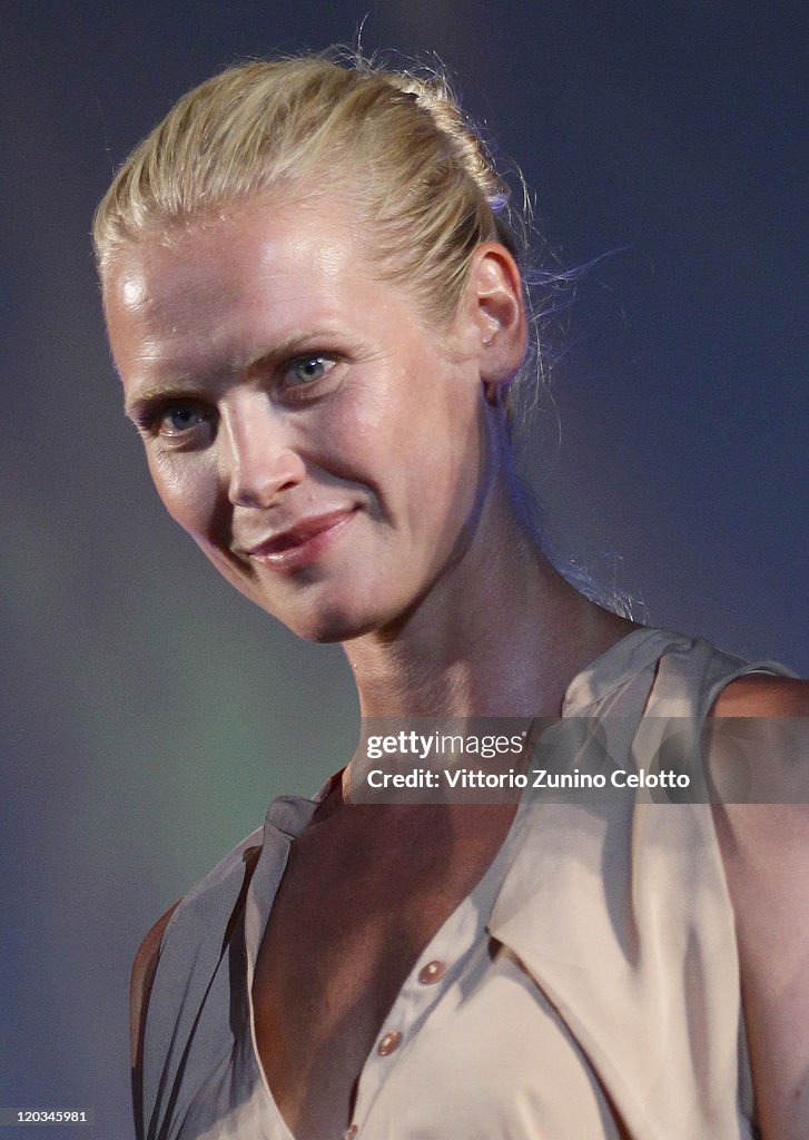 Actress Synnove Macody Lund Attends The Headhunters Screening News Photo Getty Images
