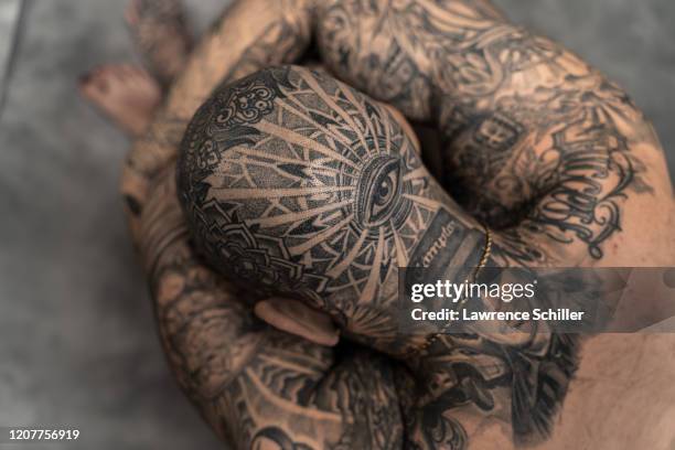 972 Bowed Heads Photos And High Res Pictures Getty Images