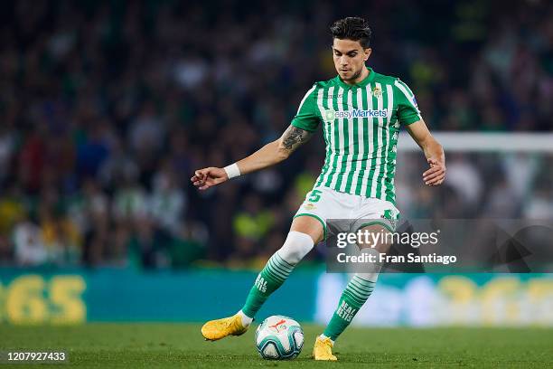Marc Bartra Real Betis Photos and Premium High Res Pictures - Getty Images Marc Bartra Real Betis Photos and Premium High Res Pictures - Getty Images