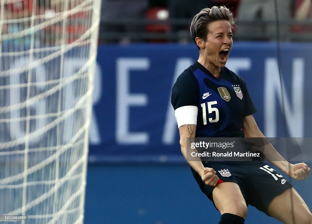 Megan Rapinoe Of The United States Celebrates Her Goal Against Japan