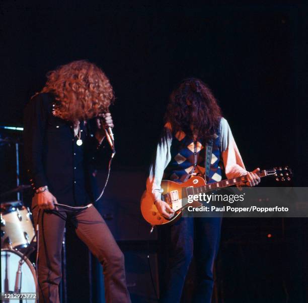 Led Zeppelin Guitarist Photos And Premium High Res Pictures Getty Images