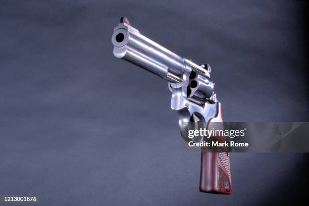 Beretta offers to boost its stake in Sturm, Ruger by another 20% with a ...