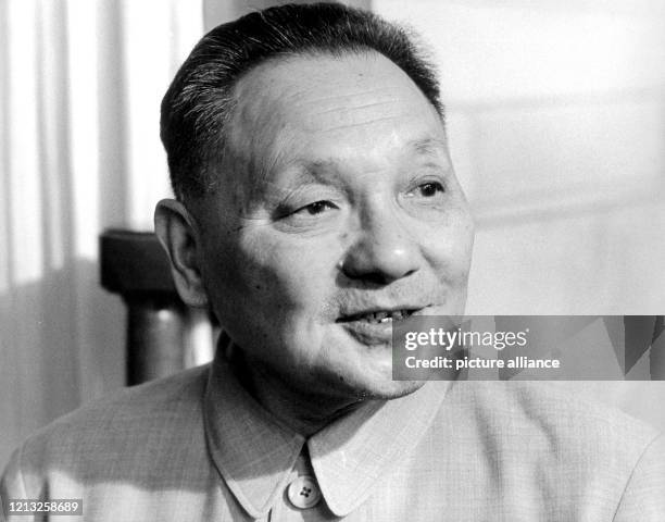 Deng Xiaoping Der Stellvertretende Premierminister Der Volksrepublik