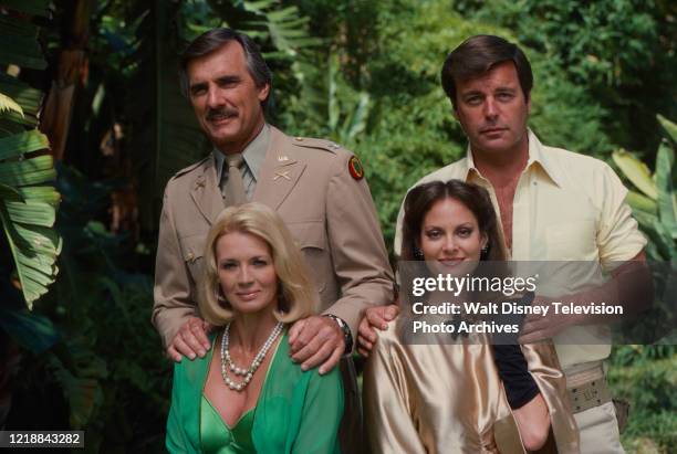 Angie Dickinson 1978 Photos And Premium High Res Pictures Getty Images