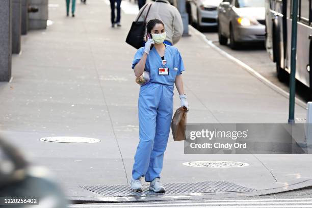 New York Presbyterian Hospital Weill Cornell Photos And Premium High Res Pictures Getty Images