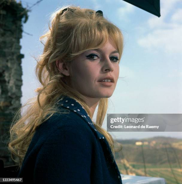 Brigitte Bardot 1960 Photos And Premium High Res Pictures Getty Images
