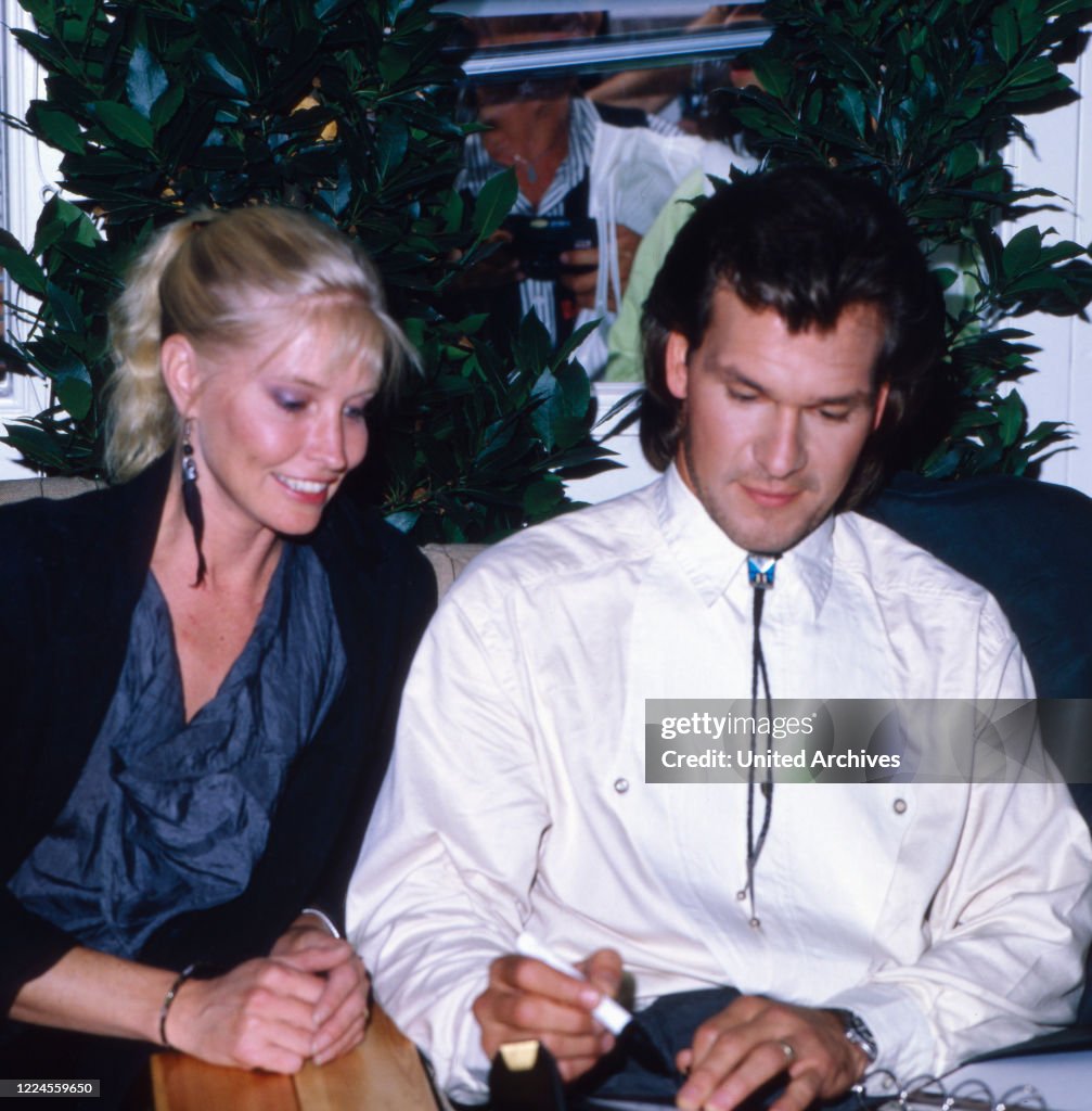 The American Actor Singer And Dancer Patrick Swayze Poses For Some