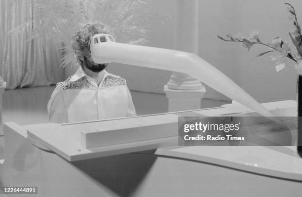 1072 The Kenny Everett Television Show Photos And High Res Pictures Getty Images
