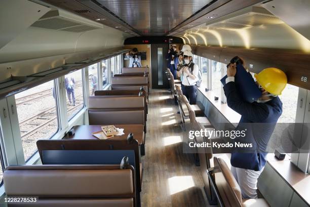 Hamanasu Train Photos And Premium High Res Pictures Getty Images