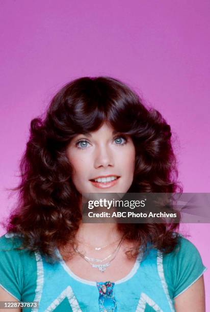 Barbi Benton Images Photos And Premium High Res Pictures Getty Images