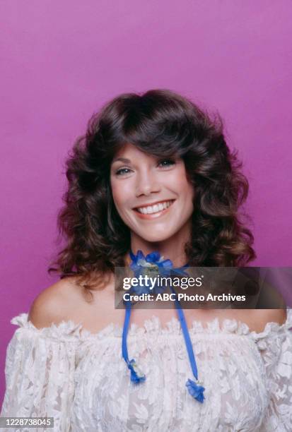 Barbi Benton Images Photos And Premium High Res Pictures Getty Images