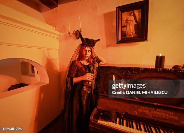Draculas Castle Photos And Premium High Res Pictures Getty Images