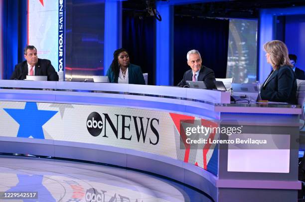 Abc News Anchor Photos And Premium High Res Pictures Getty Images