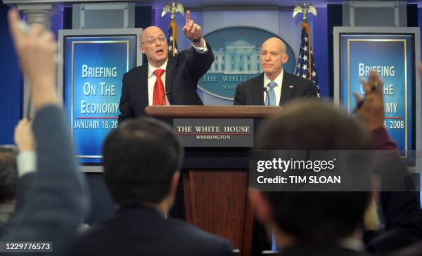 Council Of Economic Advisers Chairman Photos And Premium High Res