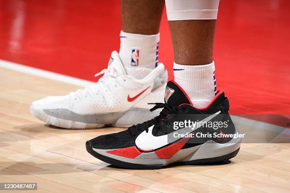 The sneakers worn by Jevon Carter of the Phoenix Suns during the game ... The sneakers worn by Jevon Carter of the Phoenix Suns during the game ...