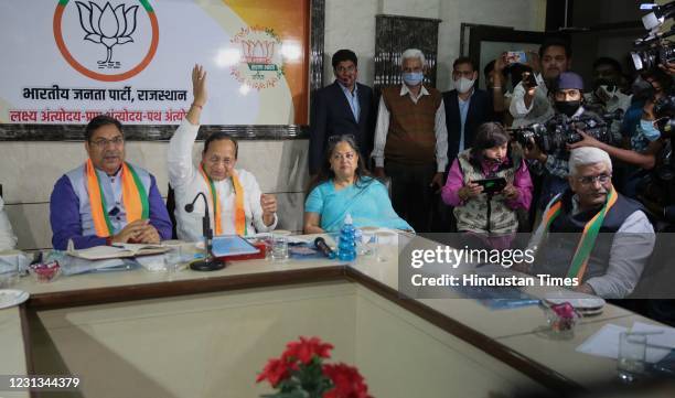 Satish Vyas Photos and Premium High Res Pictures - Getty Images Satish Vyas Photos and Premium High Res Pictures - Getty Images