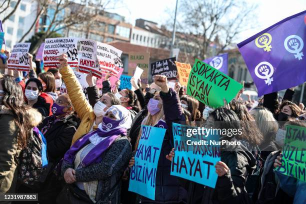 Women Protest In Turkey Photos And Premium High Res Pictures Getty Images