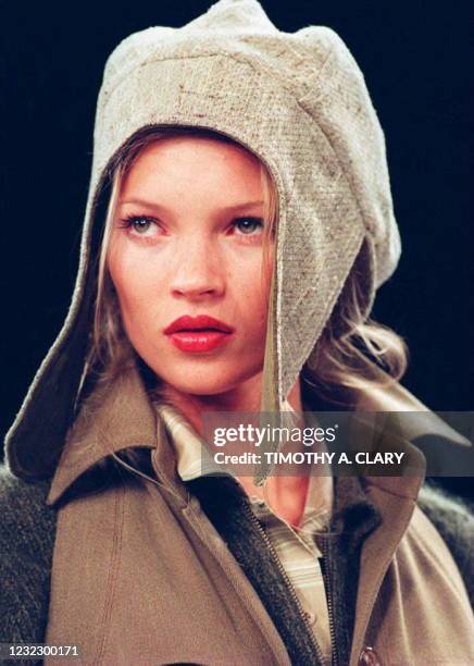 Flapped Photos And Premium High Res Pictures Getty Images