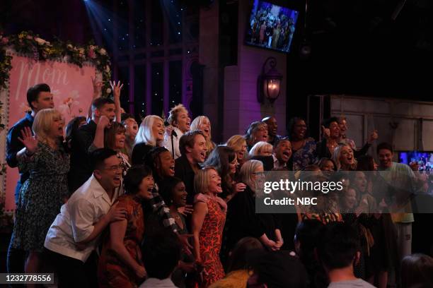 Elon Musk Snl Photos And Premium High Res Pictures Getty Images