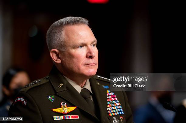Gen Paul La Camera Photos And Premium High Res Pictures Getty Images