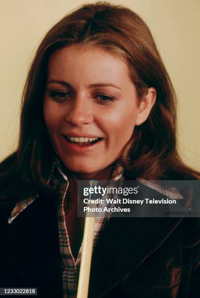 Abc Tv Series Wide World Of Mystery Photos And Premium High Res Pictures Getty Images