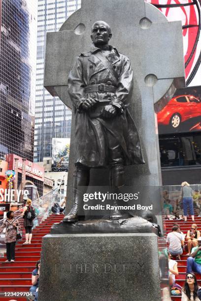 Father Duffy Statue Photos And Premium High Res Pictures Getty Images