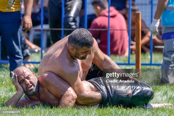 Oil Wrestling Photos And Premium High Res Pictures Getty Images