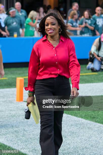 Pam Oliver Pictures Photos And Premium High Res Pictures Getty Images