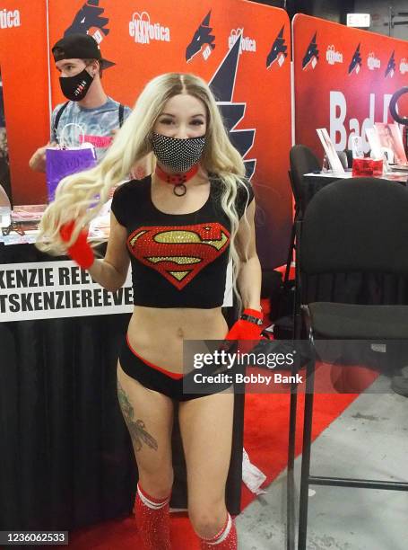 48 Kenzie Reeves Photos And High Res Pictures Getty Images