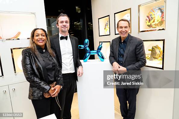 Shinuna Karume, French Consul General Jeremie Robert and Jeff Koons ... Shinuna Karume, French Consul General Jeremie Robert and Jeff Koons ...
