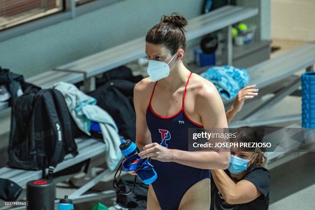 Lia Thomas A Transgender Woman Walks To The Pool To Swim For The