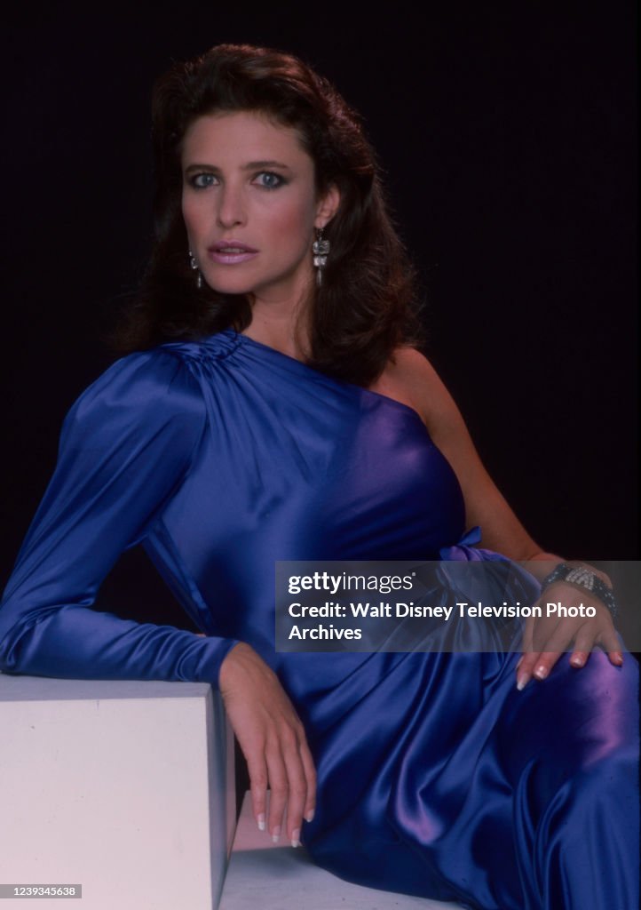 Mimi Rogers Promotional Photo For The Abc Tv Series Paper Dolls News Photo Getty Images