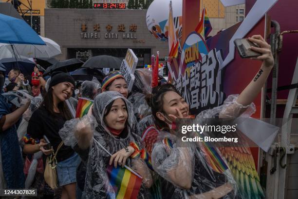 Taipei Gay Pride Parade Photos And Premium High Res Pictures Getty Images